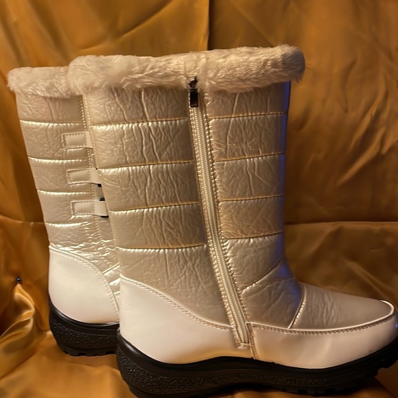 Dr. Leonard’s Kenze Boot | Shoes | Nwt Dr Leonards Kenzie Boots Size 9 ...